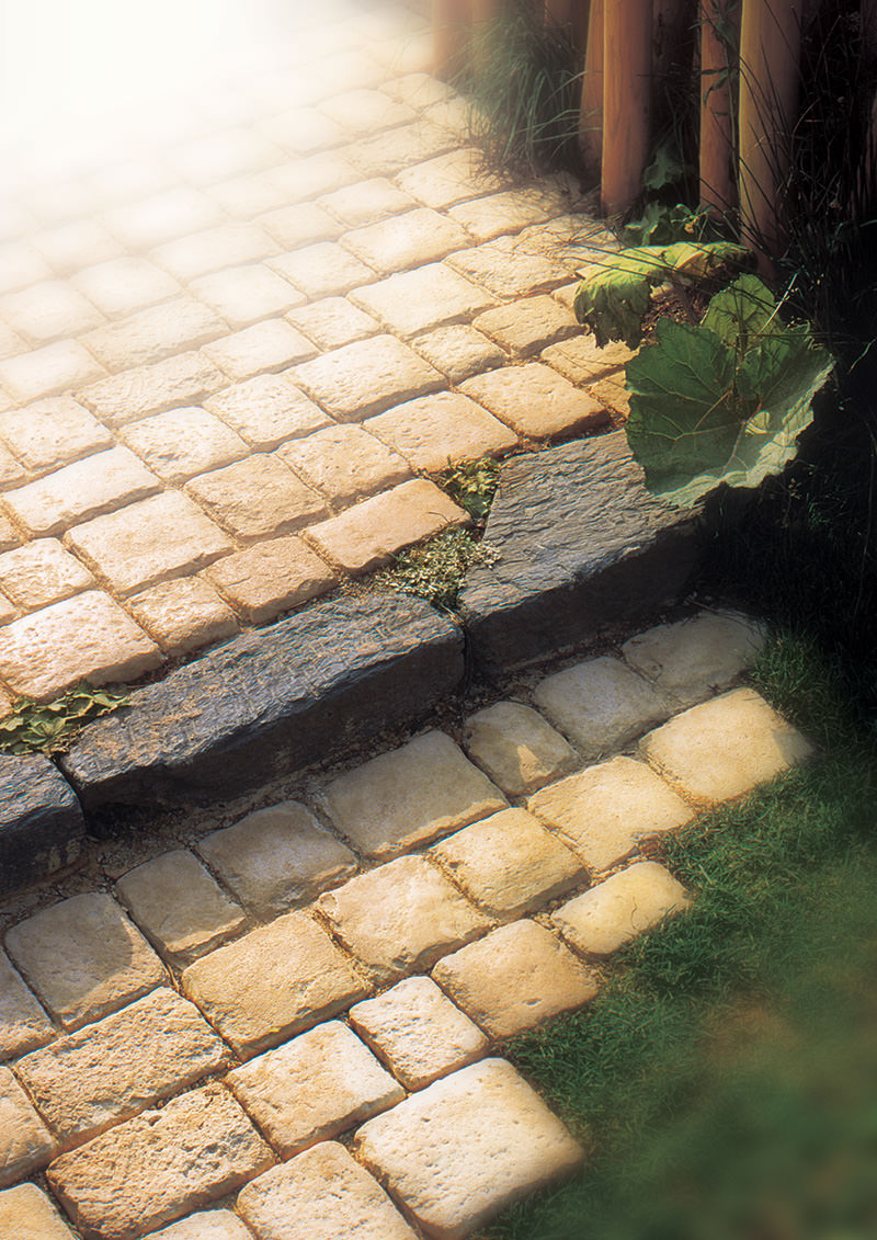 Bradstone Old Town® - Stoneworks® Pavers