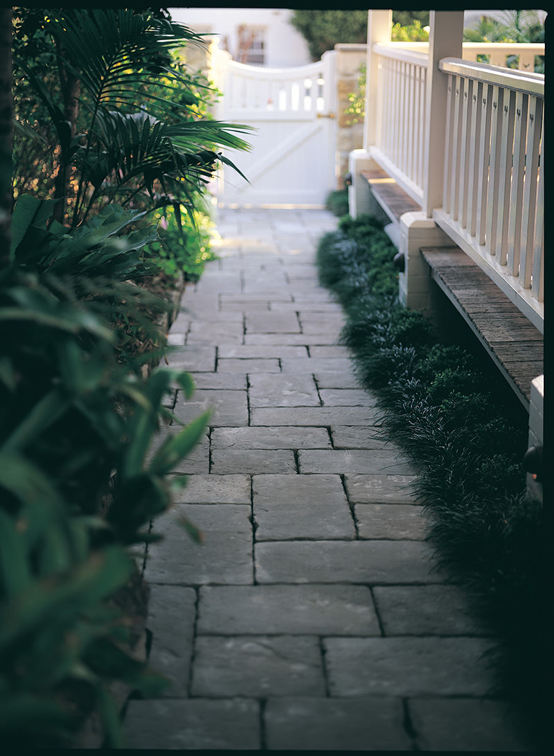 Bradstone Old Town® - Stoneworks® Pavers